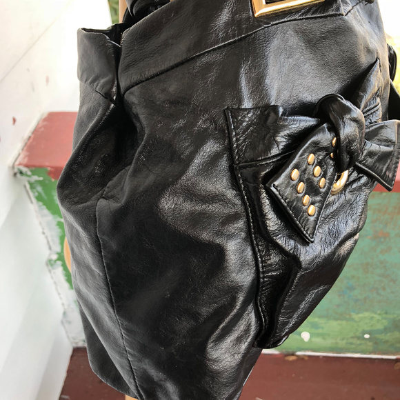 Tohe FZND | Bags | Tohe Fznd Black Leather Satchel Bag Handbag | Poshmark